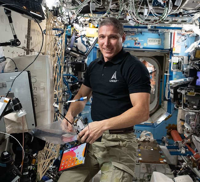 Live Q&A with NASA Astronaut Mike Hopkins | Aerospace Engineering ...